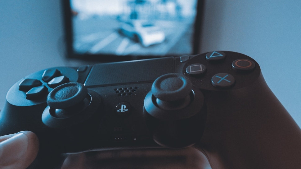 Gamer's Thumb: Causes, Symptoms, and Treatment - Challenge Magazine