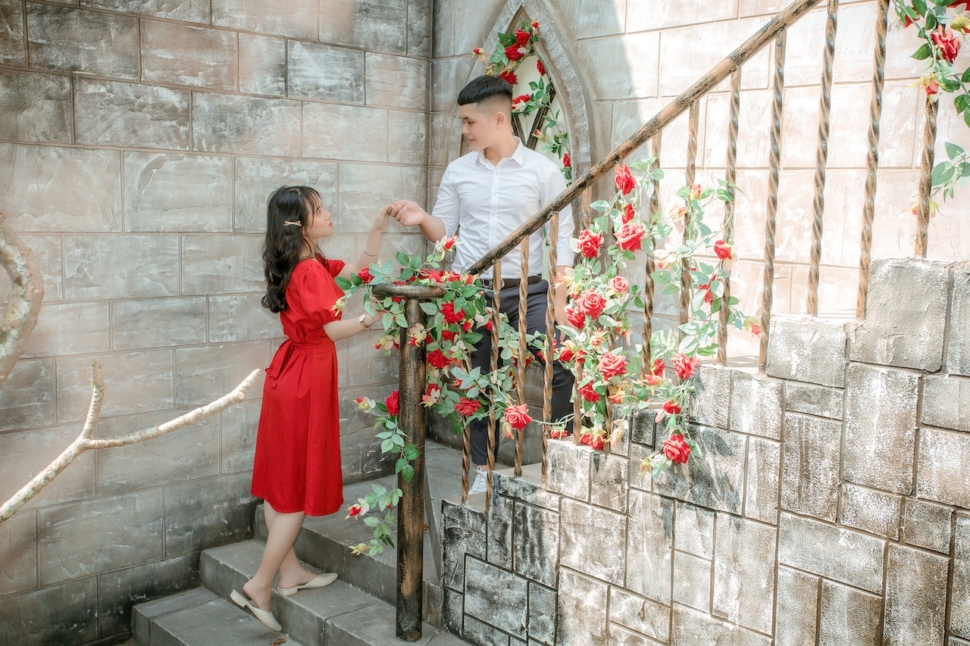 How to Rizz Up a Girl: Tips and Tricks for Adding Some Sass to Your ...